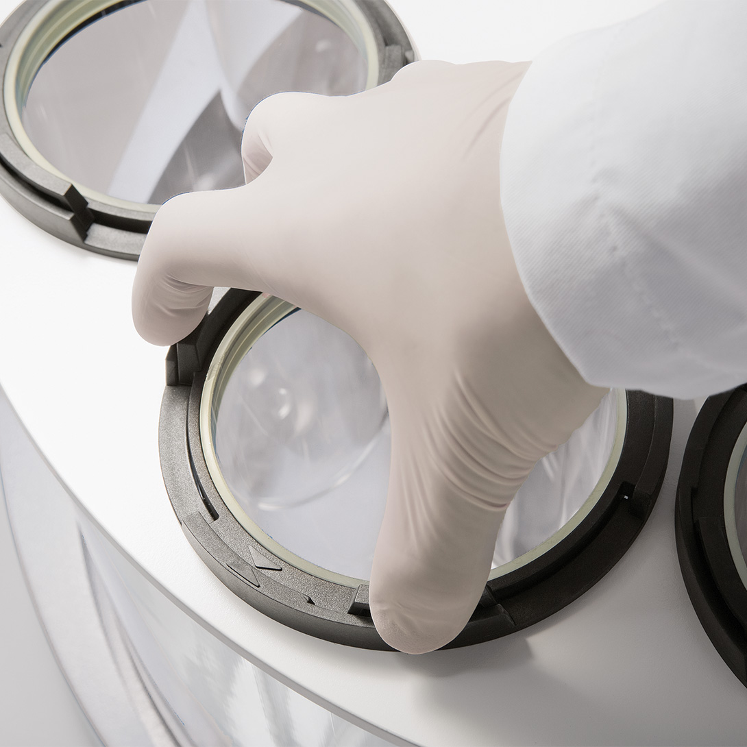 SDT-L Offline | Comparative dissolution testing system with 14 vessels ...